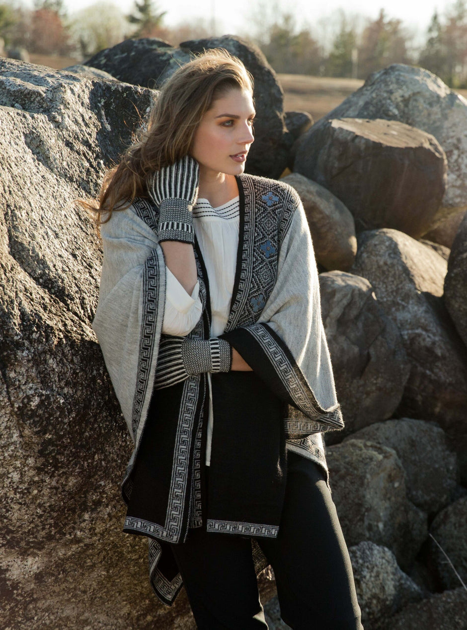 Wholesale Alpaca Ruanas – Peruvian Link Alpaca Collection