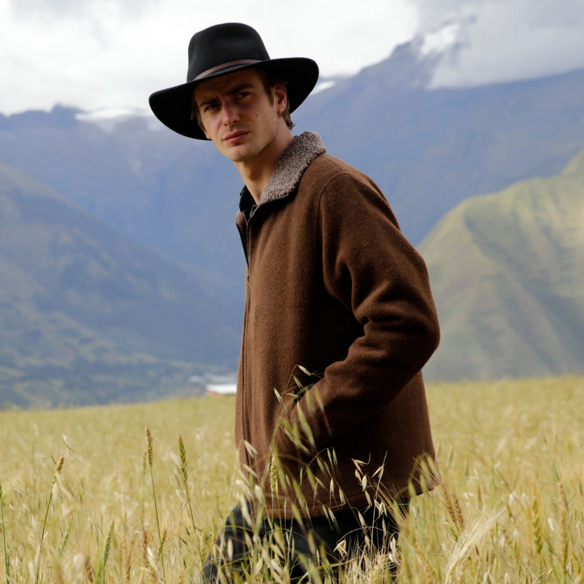 Alpaca Barn Jacket – Peruvian Link Alpaca Collection